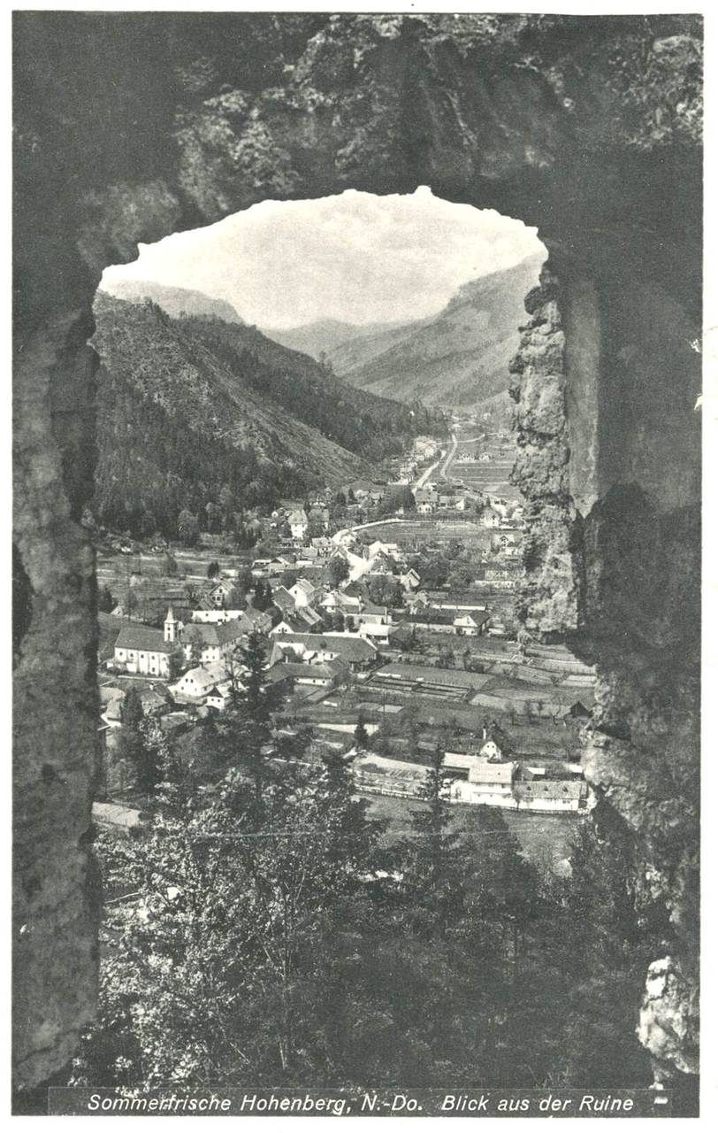Hohenberg von RUine Burgruine
